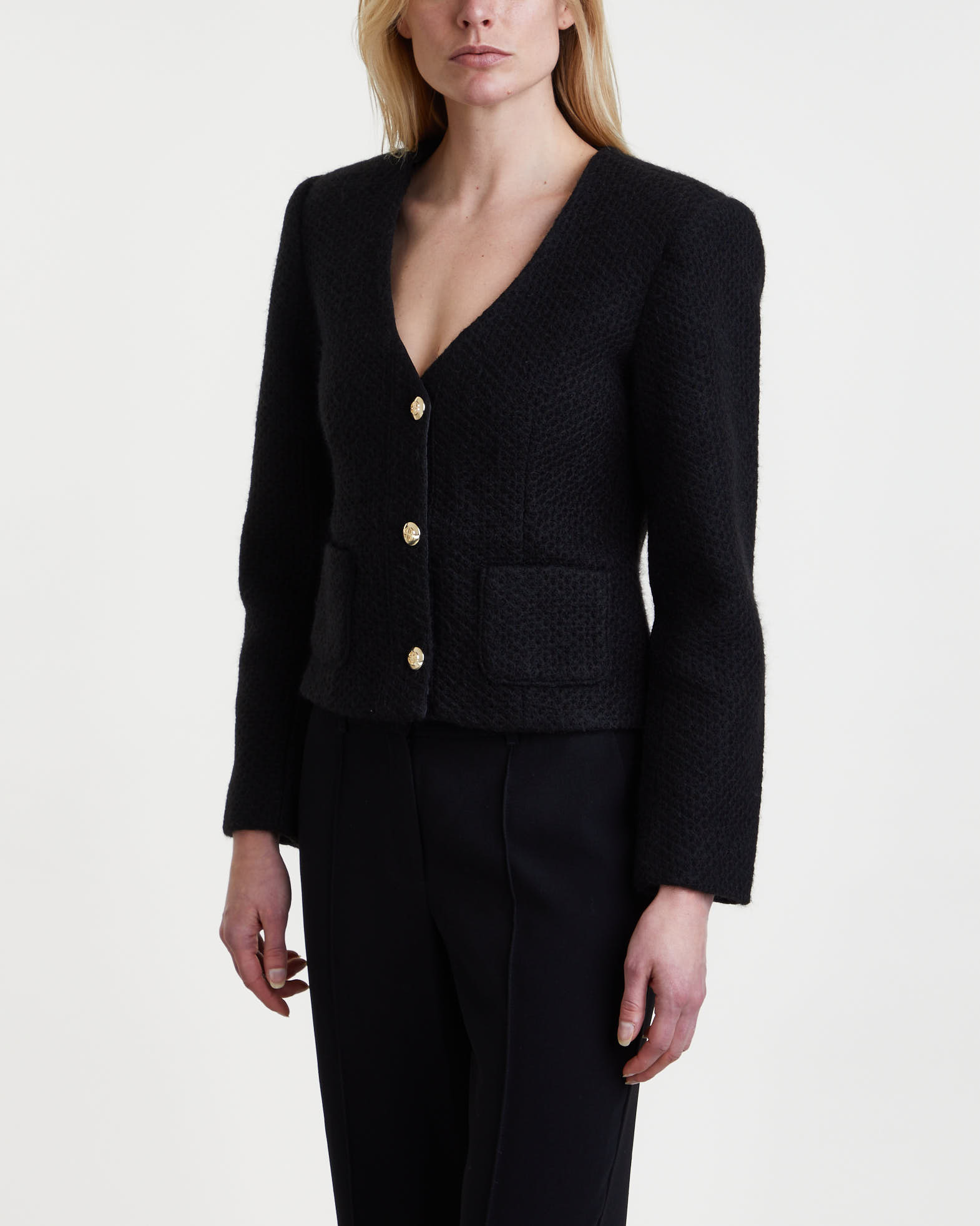 Anine Bing Jacka Anitta | WAKAKUU